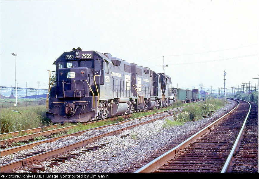 PC GP38-2 7959 (R)